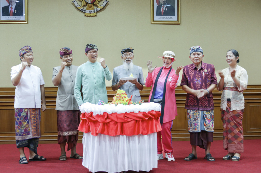 Lansia Terawat, Indonesia Bermartabat | Setda Badung