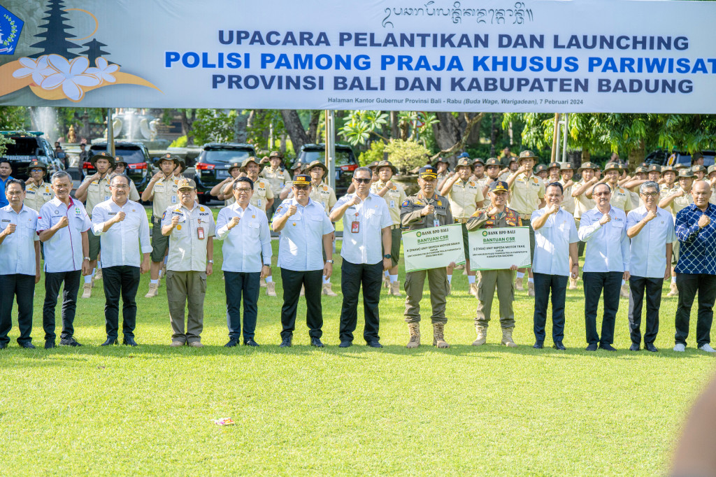Pelantikan dan Launching Pol PP Pariwisata Provinsi Bali dan Badung ...