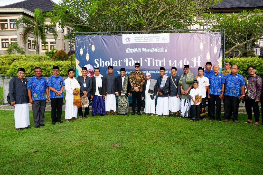 Sholat Ied Hari Raya Idul Fitri 1446 H di Puspem Badung | Setda Badung